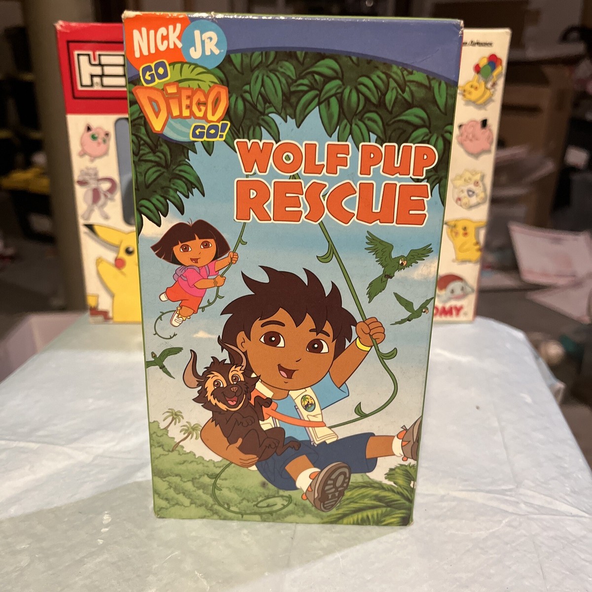 Go Diego Go Wolf Pup Rescue Book