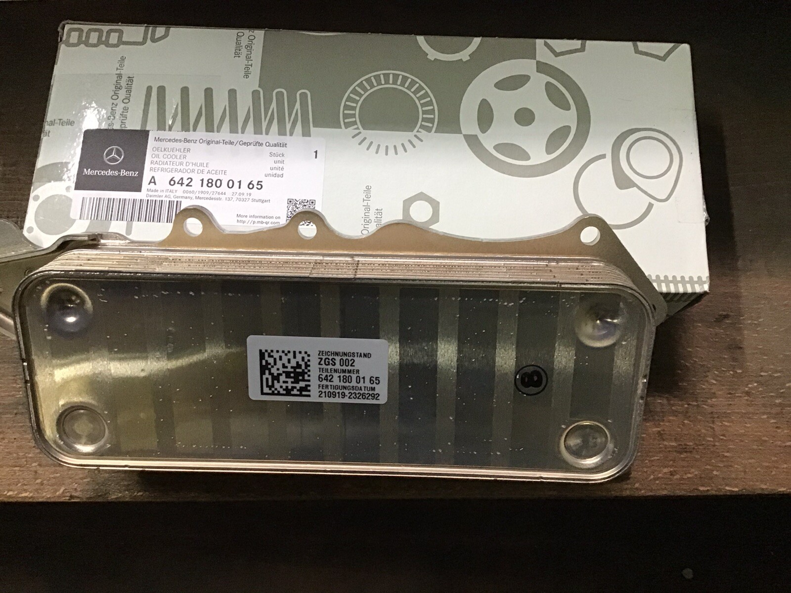 A6421800165 Mercedes Benz original Ölkühler Motor- Öl Kühler OM642 M642 ...