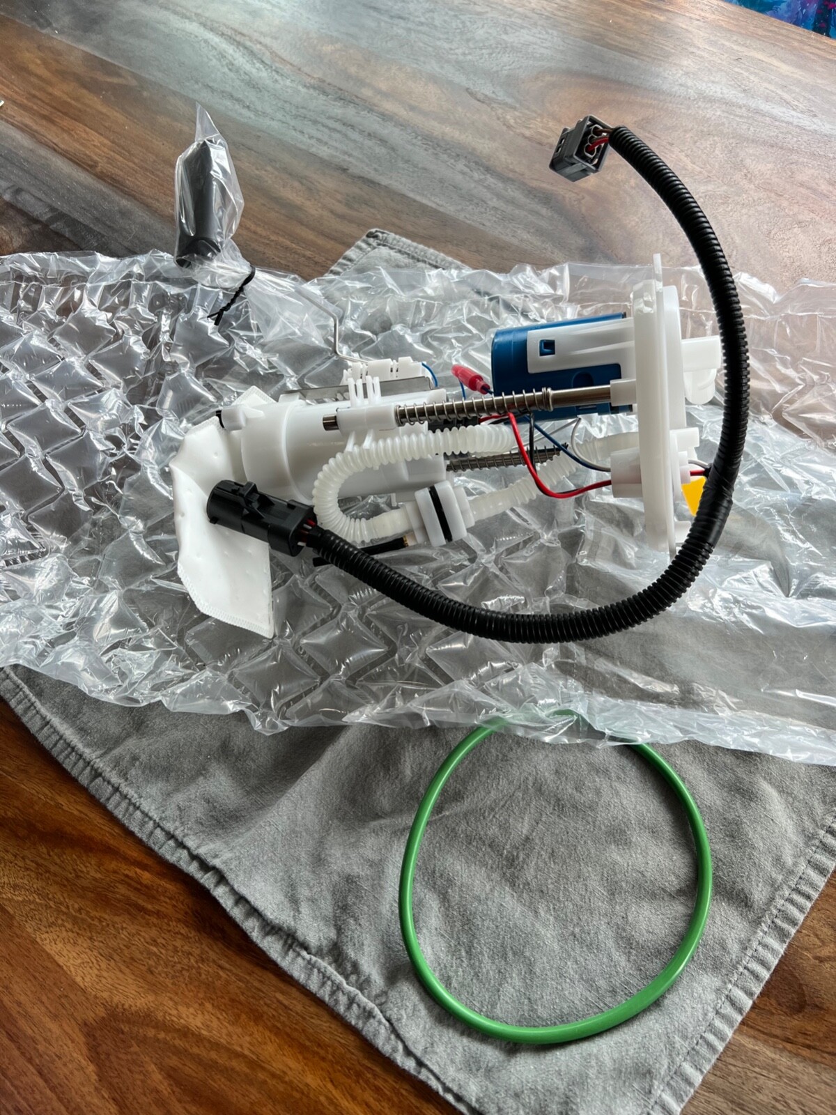 Electric Fuel Pump Module Assembly E2454M w/Sending Unit Replacement | eBay