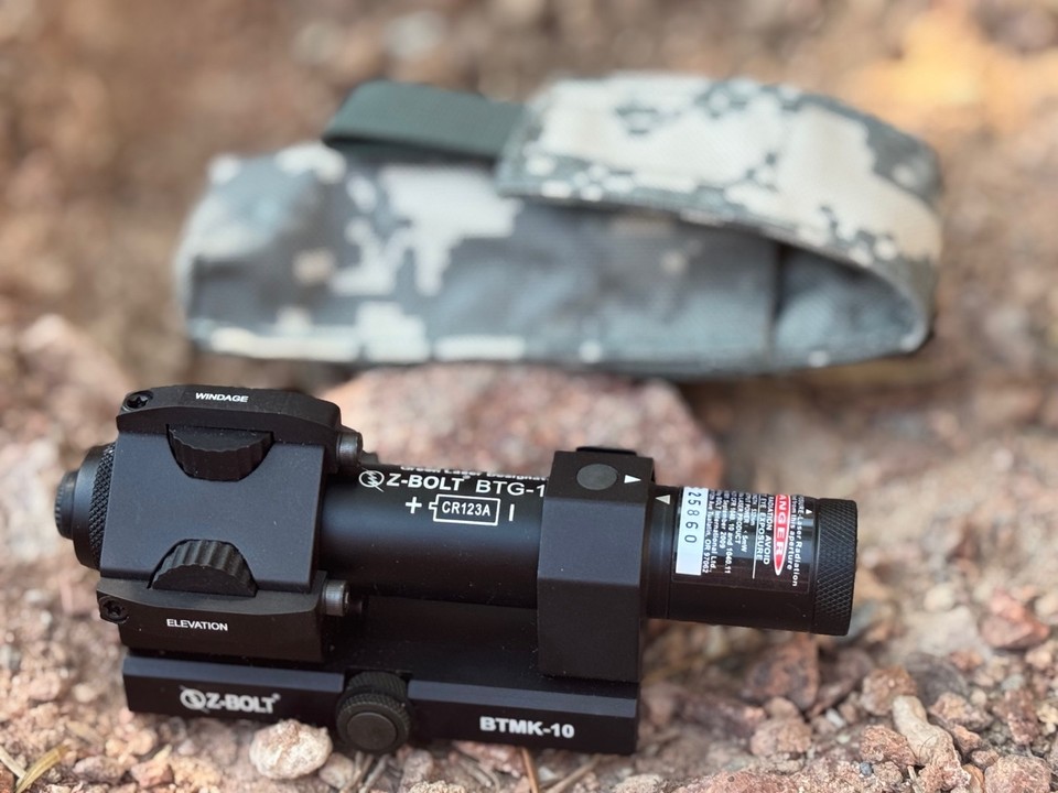 Z Bolt BTG-10G Green Dot Laser With Z-Bolt BTMK-10 Weapon Mount & UCP ...