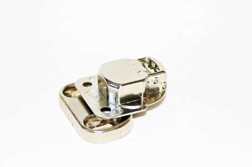 LAMONA HOWDENS INTEGRATED WASHING MACHINE CUPBOARD DOOR HINGE PART ...