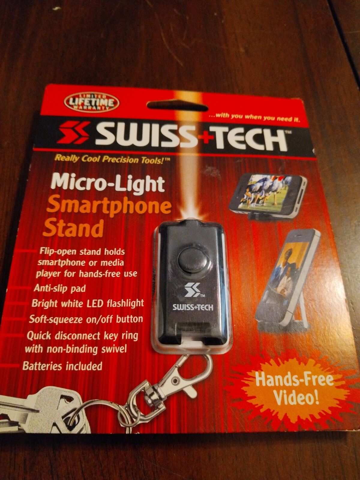 Swiss Tech Multi-tools Micro Flashlight and Smartphone Stand Key Chain ...
