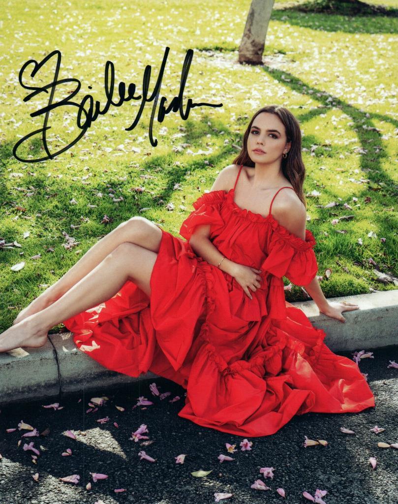 Bailee Madison 8x10 Signed Autographed Photo Picture with COA | eBay
