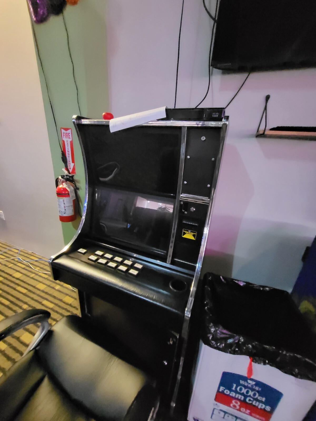 Skill Game Machines 24" 32" 42" Touchscreen in Cabinets, Bills & Runt ...