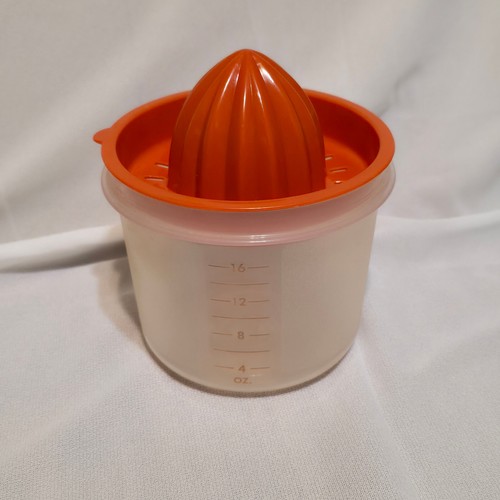 Tupperware Orange Citrus Juicer With Measuring Cup 409-8 & 1493-15 | eBay
