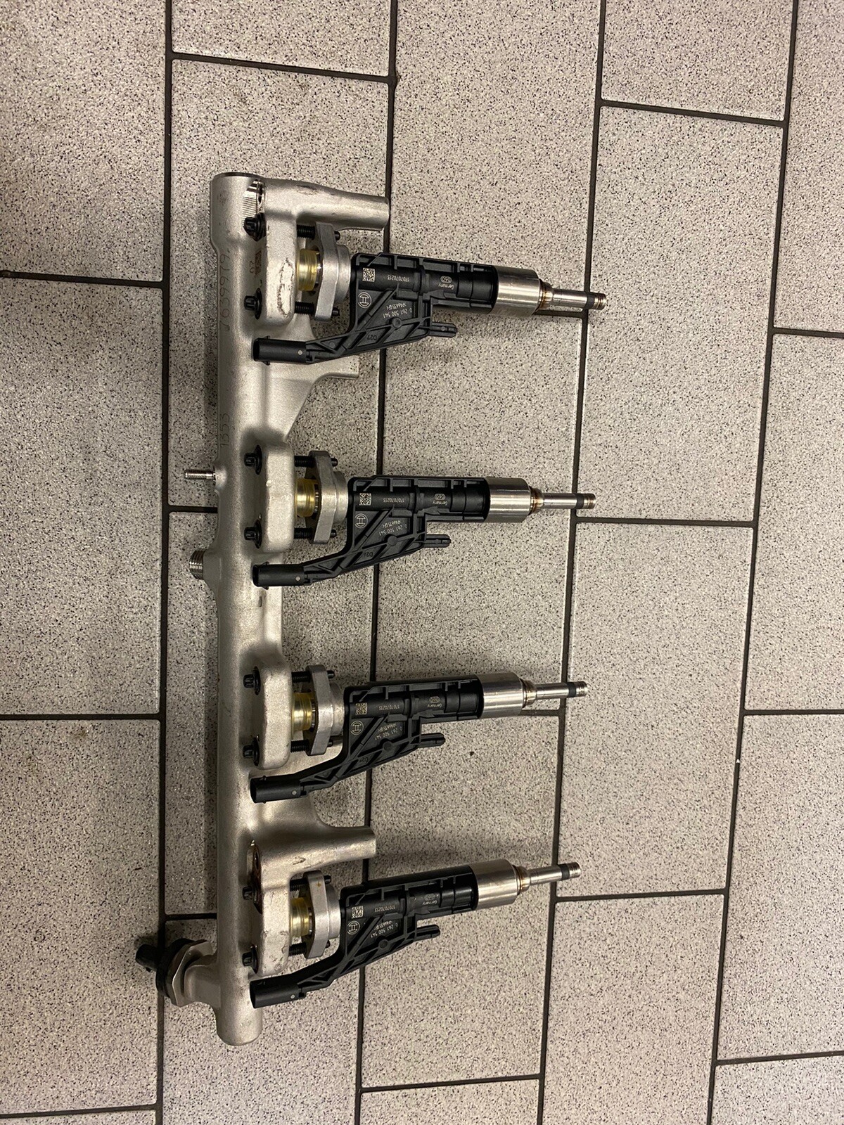 Mini Cooper S B48 Fuel Injectors With Rail | Genuine OEM