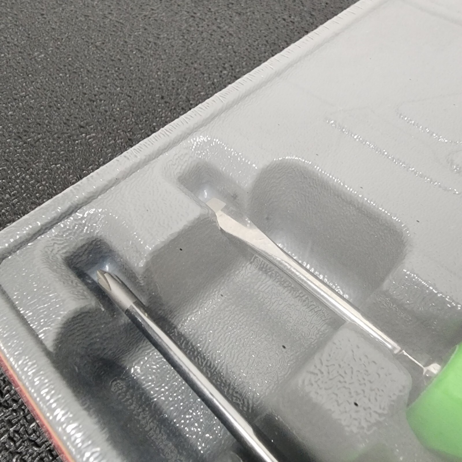 Snap-on Tools USA NEW 7pc GREEN Hard Grip Combination Screwdriver Set ...