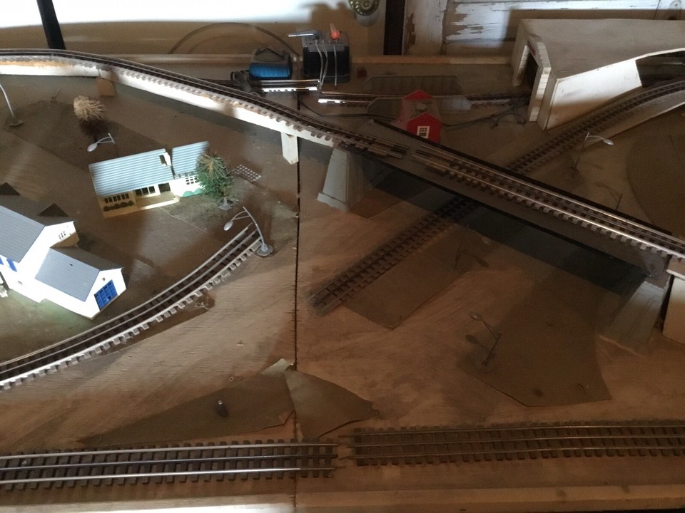 Vintage 0 Gauge Train Layout Diorama With Buildings and Track 4 foot by ...