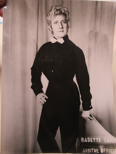 RARE PHOTO PRESSE BABETTE CAROL 1970 CHAMPIONNE CATCH FEMININ ARBITRE ...