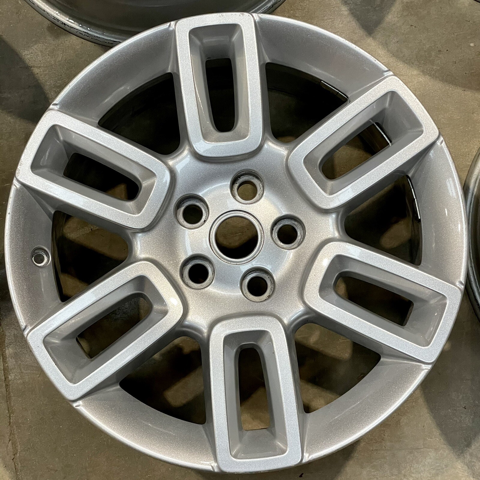 Set Of 5 Land Rover Defender L663 19” Style 6010 Silver Alloy Wheels ...