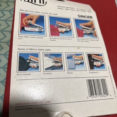 😎Vintage Singer Mini Mender Hand Held Sewing Machine New Sealed In ...