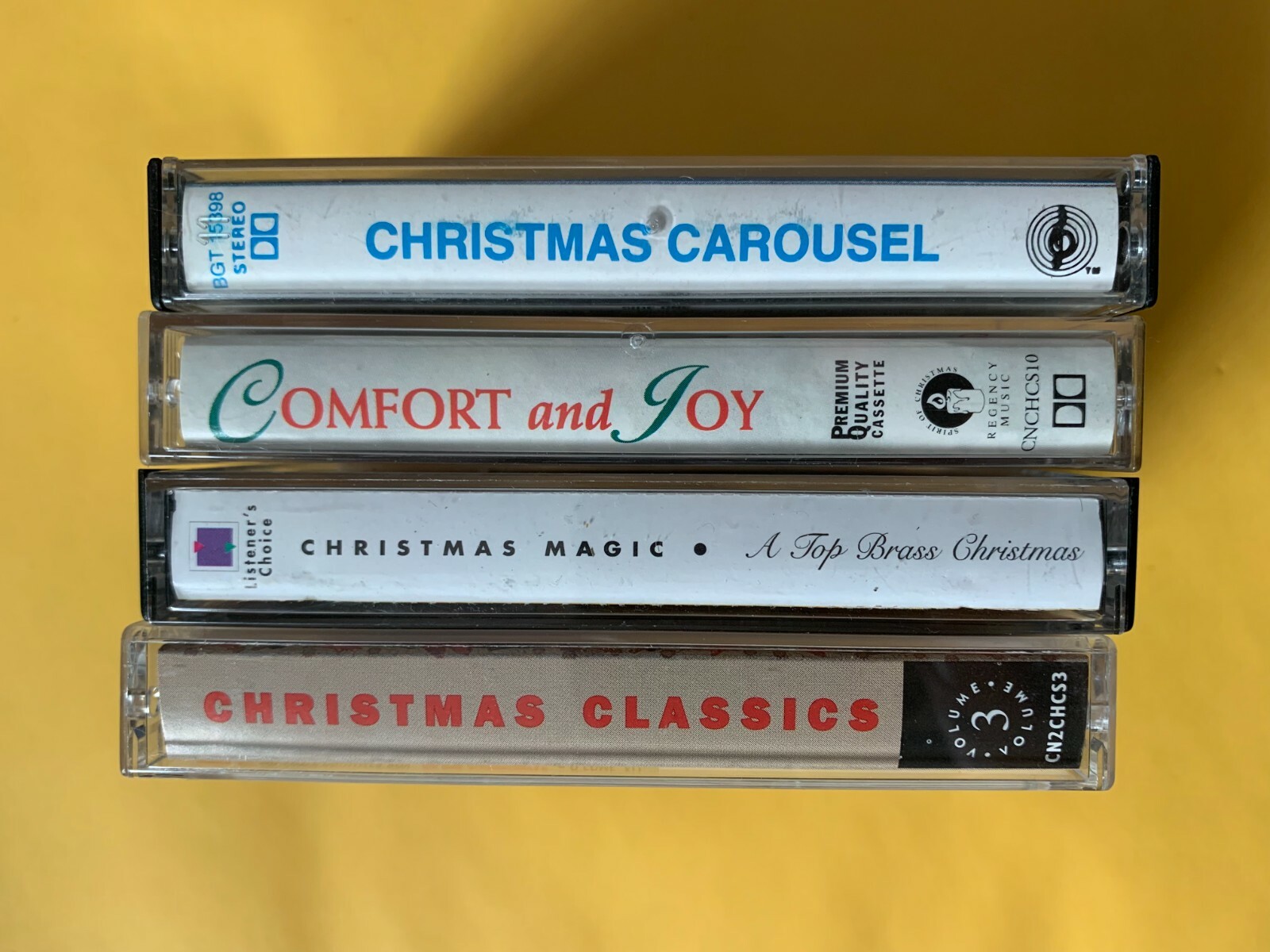 (Lot of 4) Christmas Cassette Tapes - - Various Artists ~ PLAY TESTED ...