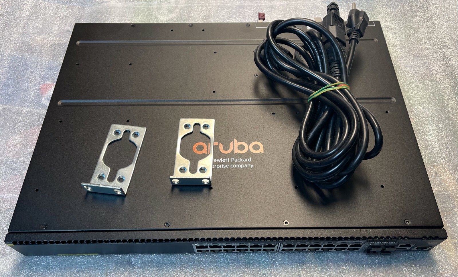 JL320A HPE Aruba 2930M 24G PoE+ Switch w/ 1 x JL087A PSU + rack ear ...