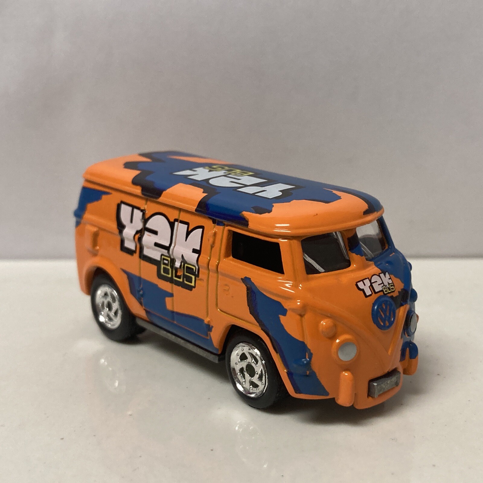 1950-1967 VW VOLKSWAGEN MICROBUS BUS 1/64 SCALE COLLECTIBLE DIECAST ...