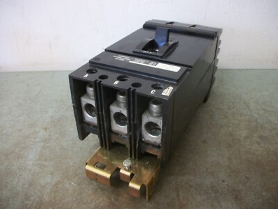 SQUARE D I-LINE KA CIRCUIT BREAKER KA36225 225AMP 600VOLT 3POLE BLACK ...