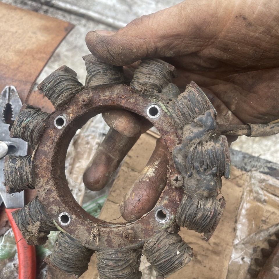 WISCONSIN VF4D ENGINE FLYWHEEL STATOR RECTIFIER REGULATOR MAGNETS RING ...