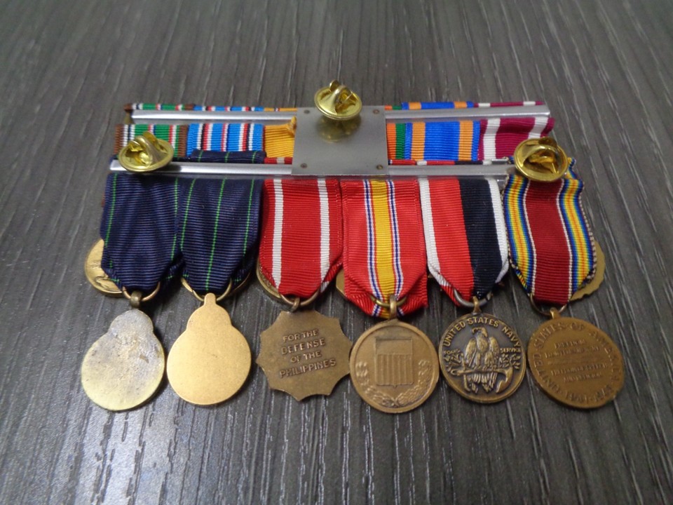 WWII MINI SIZE MEDAL SET 12 MEDALS MOUNTED UNITED STATES NAVY OFFICER ...