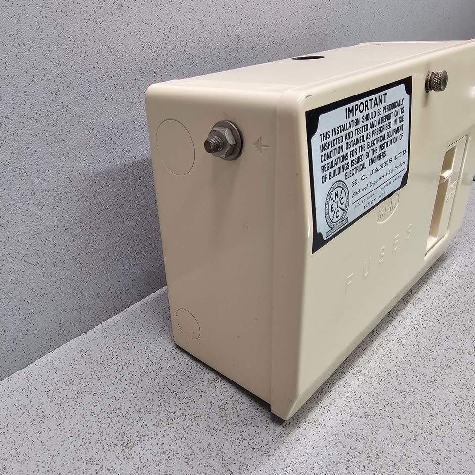 Vintage MEM Fuse Box With Ceramic Fuses & Main Switch Old Electrical ...