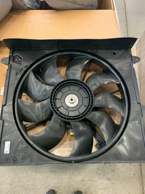NOS 2001-2004 Jeep Grand Cherokee Radiator Cooling Fan 52079860AE for ...