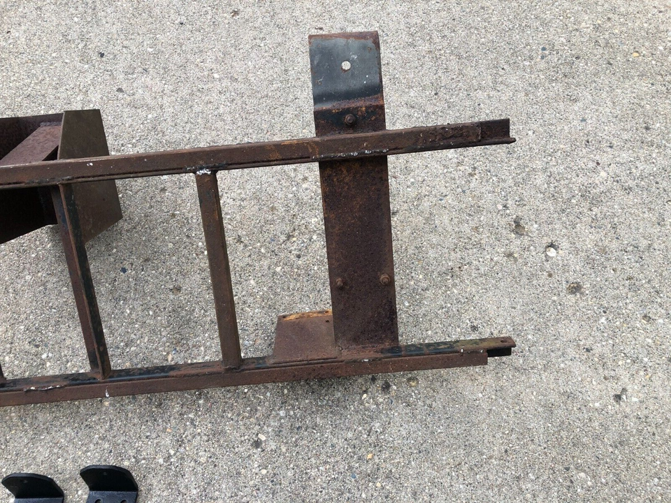International Scout II Tire Carrier Spare Tire Carrier Aftermarket DICK ...