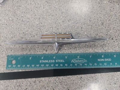 NEW 1960 - 1963 Pontiac Bonneville Catalina Star Chief Emblem Trim | eBay