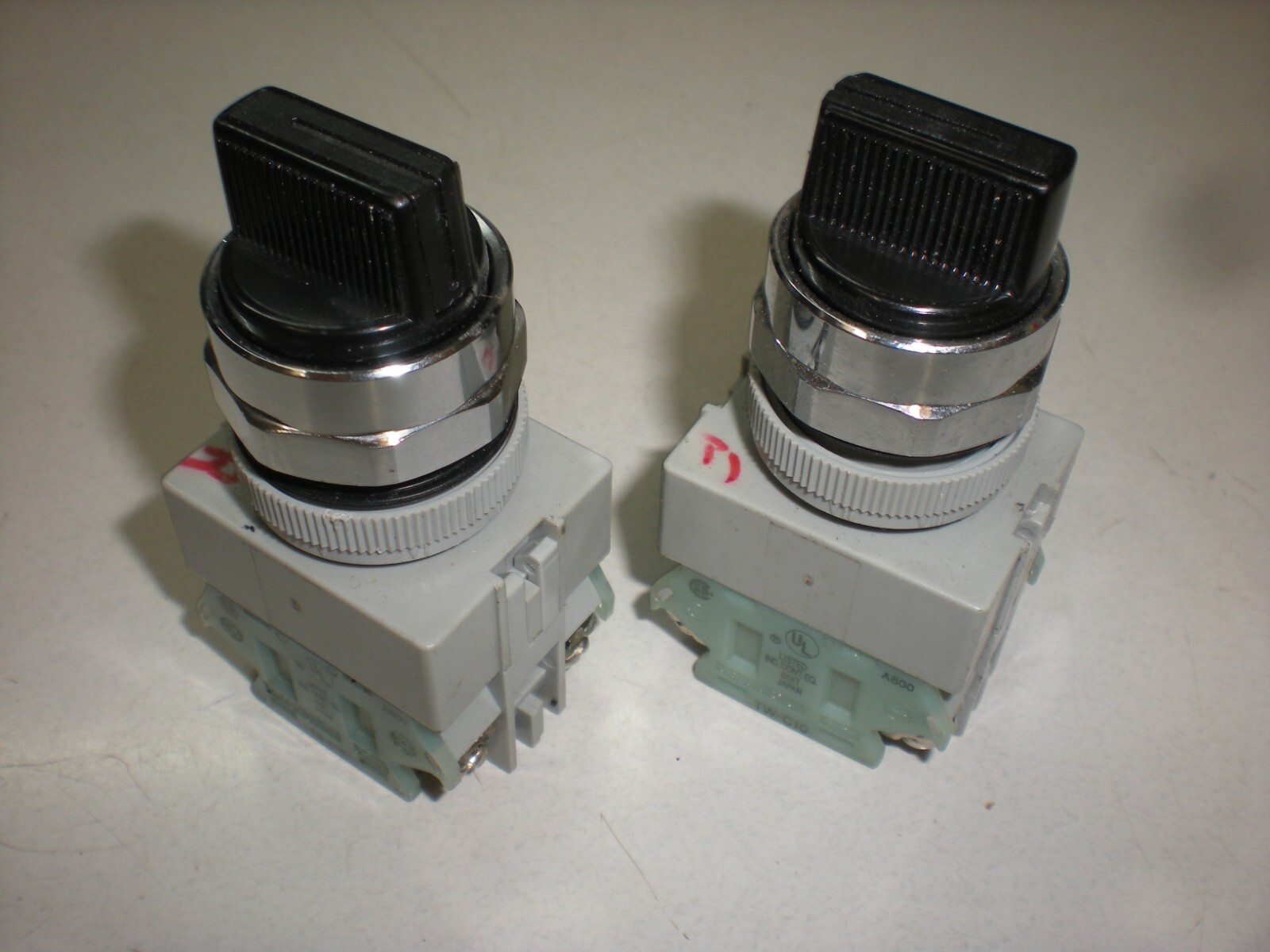 Lot of (2) IDEC ASW Panel Switches - 3 Position Center Off - (2) NO ...