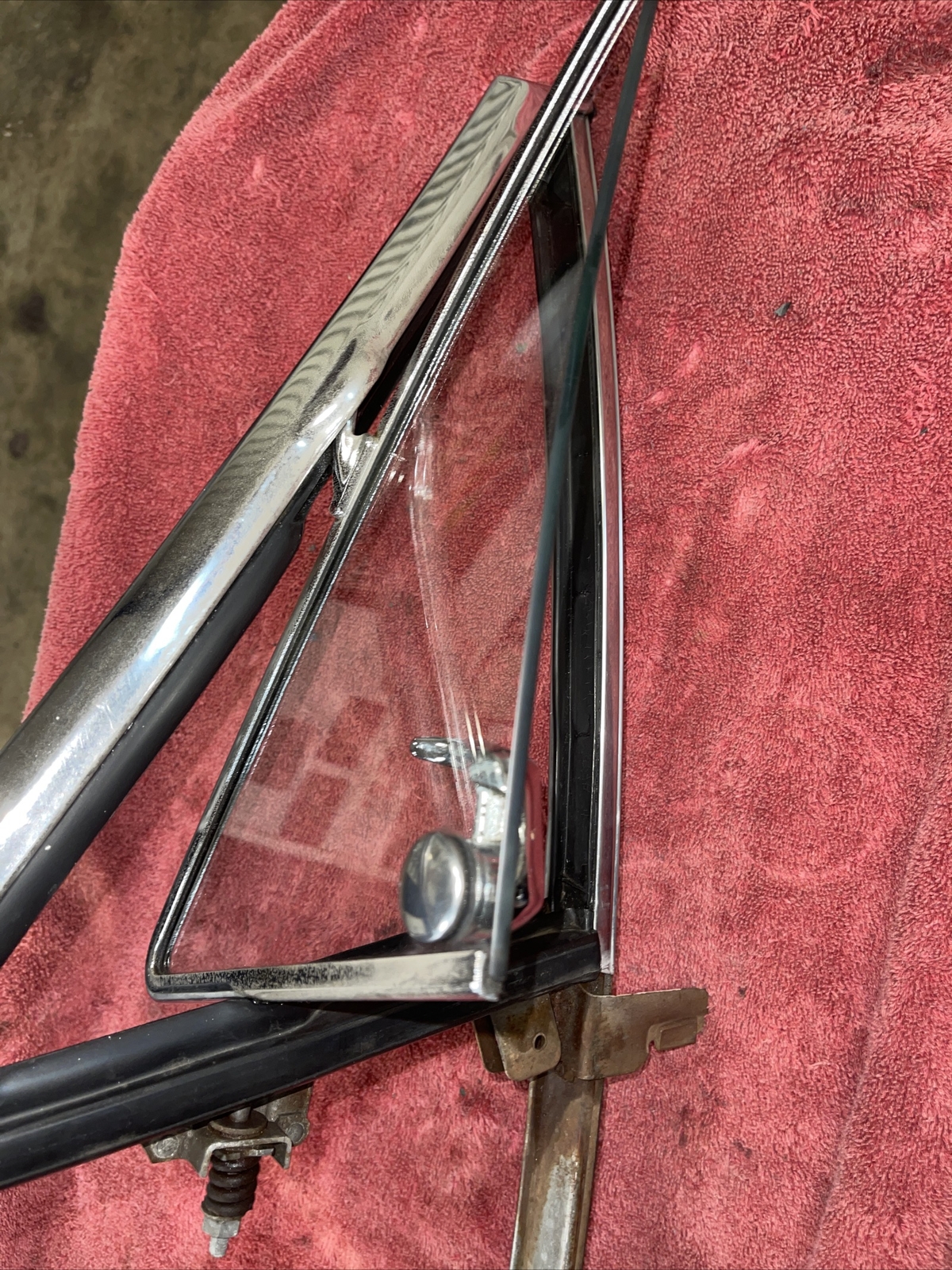 1967 Camaro Firebird Wing Vent Window Assembly 9708638 Passenger Side ...