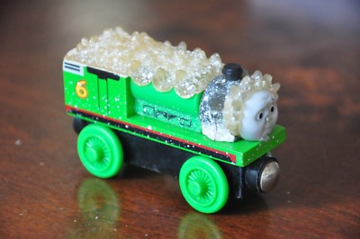 THOMAS Tank TRAIN SET Wooden Railway Engine Jack Frost Ice Snow covered ...