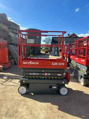 2017 Skyjack SJ3219 Scissor Lift Access Platform MEWP (Genie, JLG ...