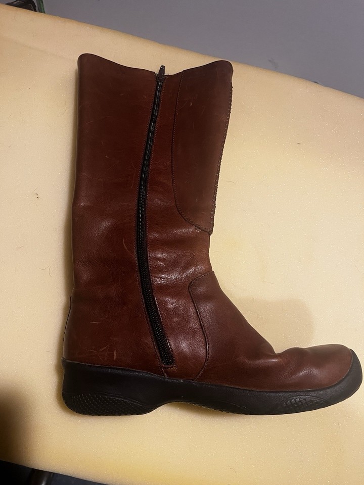 KEEN Bern Baby Tall Riding Boots Women 8 Brown Leather Boots Side Zip ...