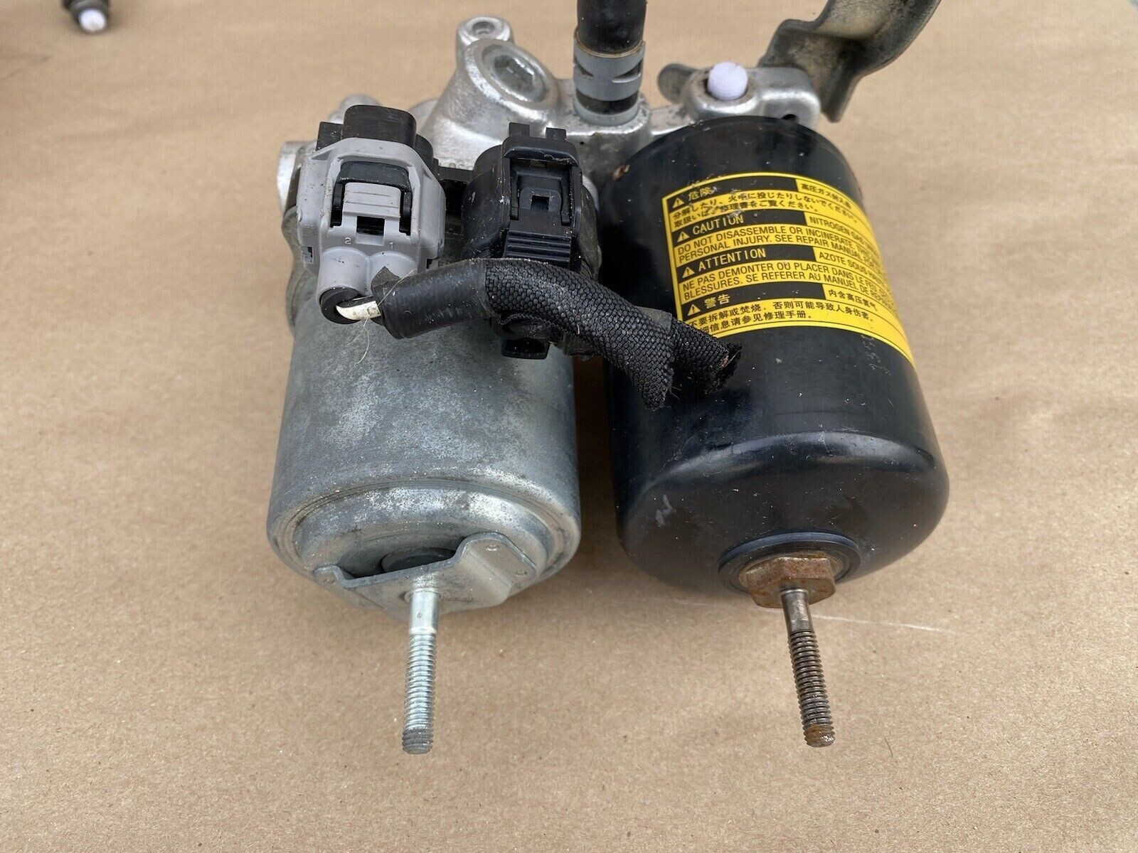 10-15 TOYOTA PRIUS Brake Booster ABS PUMP & ACCUMULATOR 47070-47050 | eBay