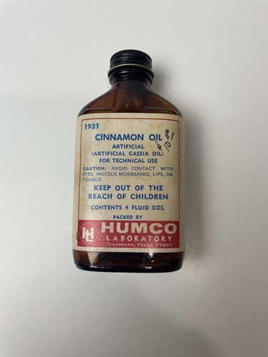 Humco 4 Oz. Cinnamon Oil Glass Bottle 1984 Vintage Kitchen or ...