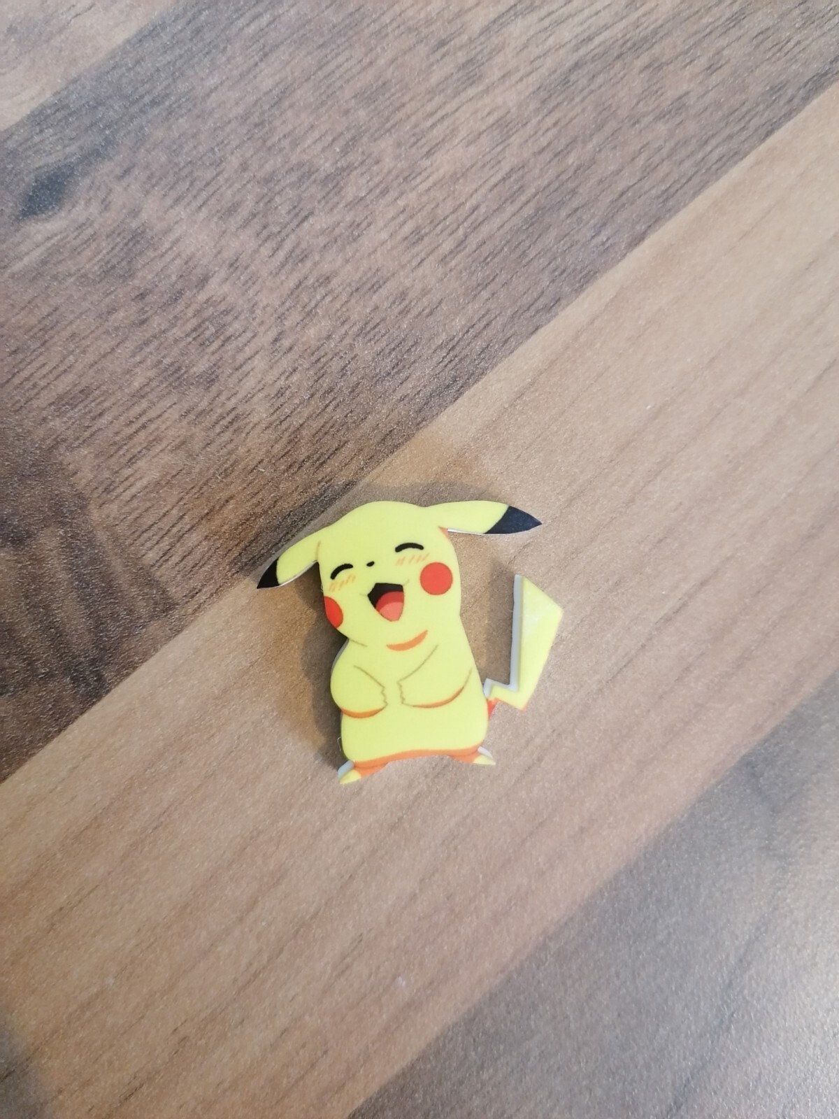 Pokémon Pikachu Happy Pikachu Single Pin Badge | eBay