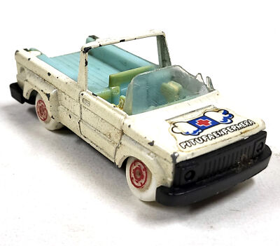 Vintage Guisval Smurfette Ambulance Diecast Toy – Smurfs Collector's ...