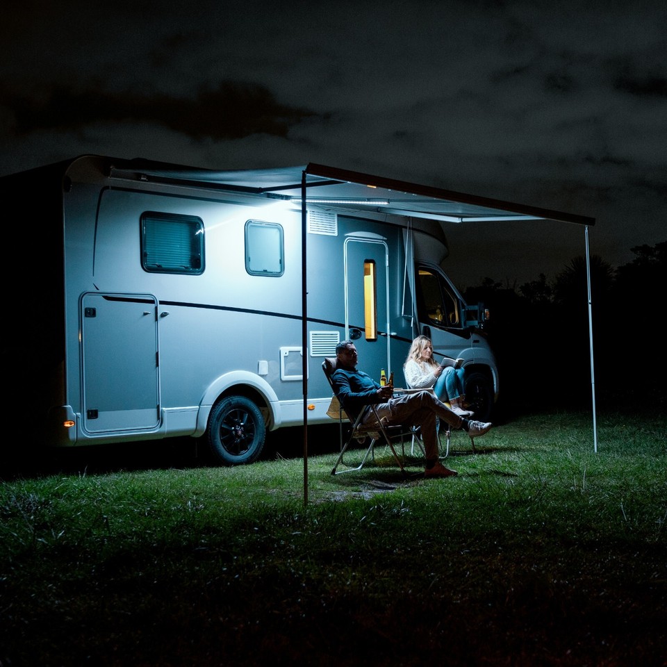 Fiamma F45S Awning Telescoping LED Rafter Light Bar (98655-850) | eBay