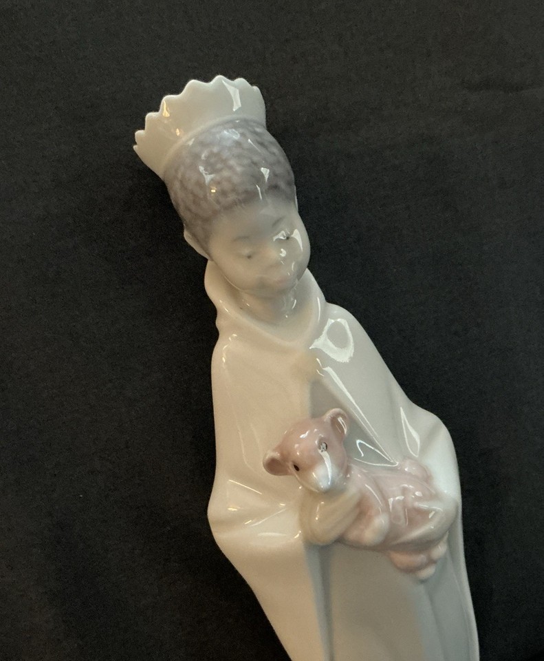 Lladro Children’s Nativity 9” King Balthasar 4675 Gloss Retired Wisemen ...
