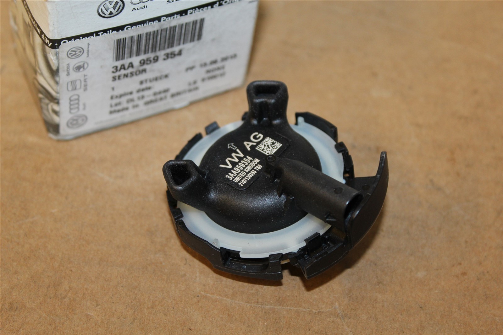 Door Pressure Sensor For A/Bag VW Passat B7 12-15 3AA959354 New Genuine ...