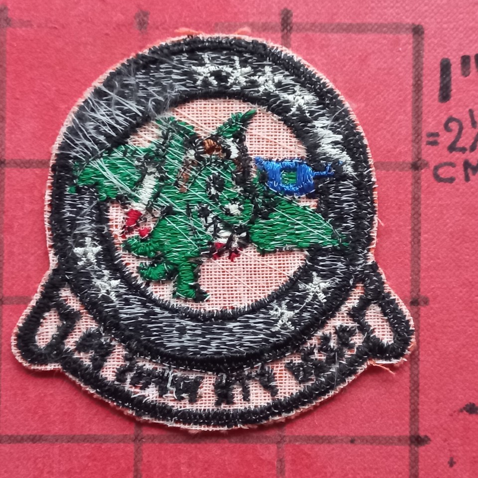 ORIGINAL PATCH USAF US AIR FORCE 422 FWS FTR WEAPONS SQN F-111 SHIFLI ...
