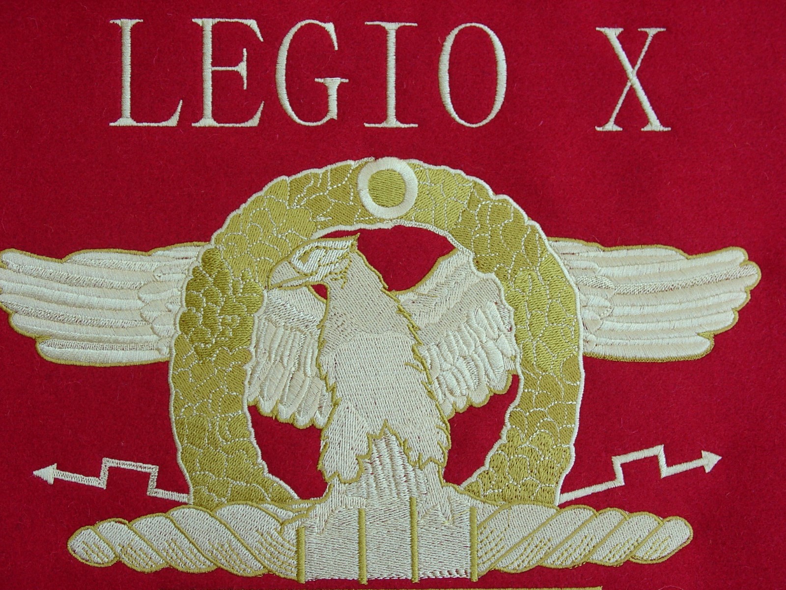 Last Roman embroidered Legion X Fretensis SPQR vexillum flag standard ...