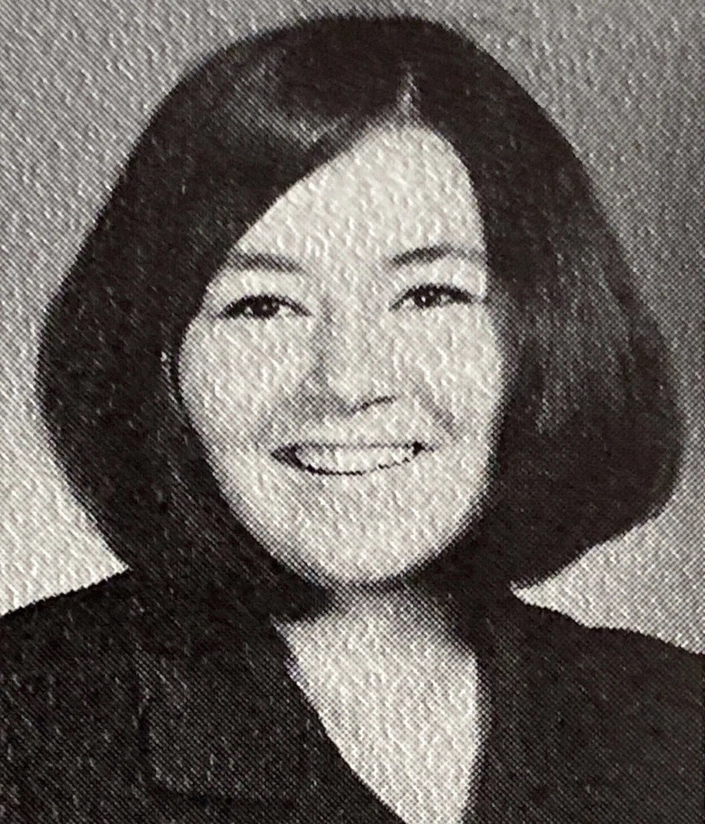 Escola Secundaria Roseanne Barr Ed. 528 By NEW/NUEVA OPINION Issuu