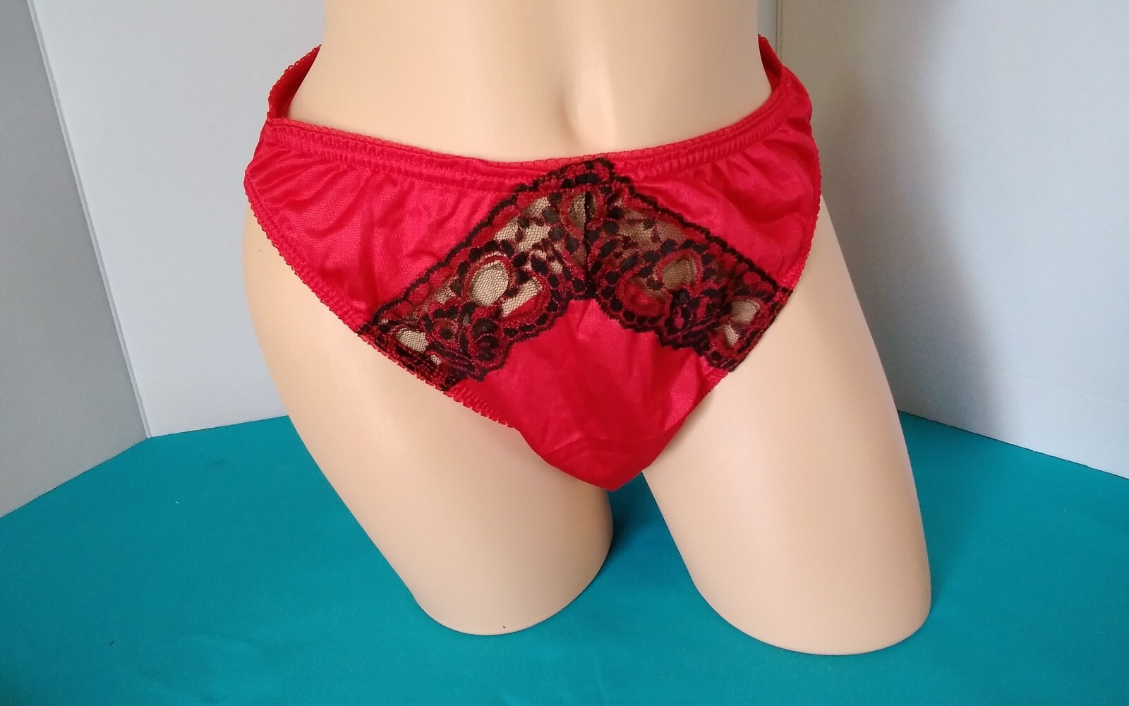 Vintage Vive La Difference Red Shiny Black Lace Sissy… - Gem