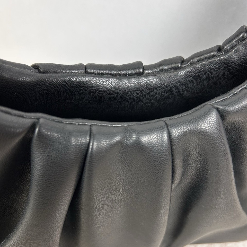 Small Black Hobo Handbag Dust Ruffle Style~ Magnet Shut ~Short Handle ...