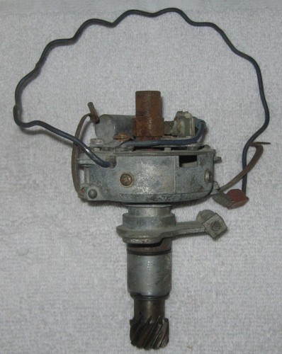 Ford 1600 XFlow(?) FoMoCo Distributor Formula Ford 12170BBAA0GB ...