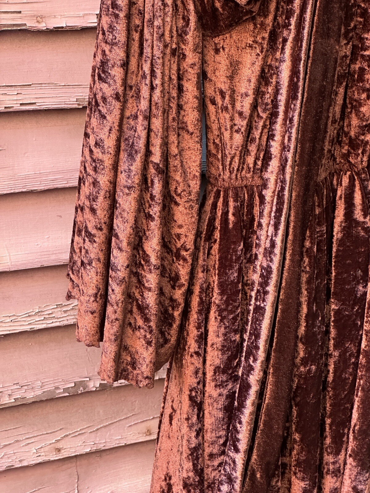 Brown velvet Renaissance dress-boss Wench-cosplay-medieval-witch ...