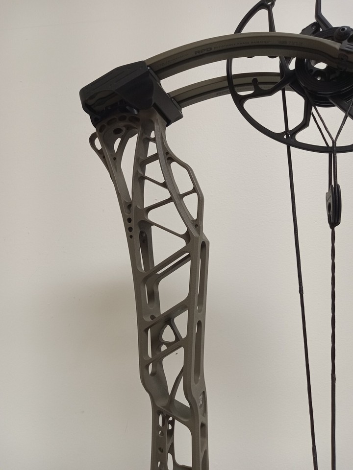 Mathews Lift 33 Archery Compound Bow Hunting RH 65# 30.5" Ambush Green ...