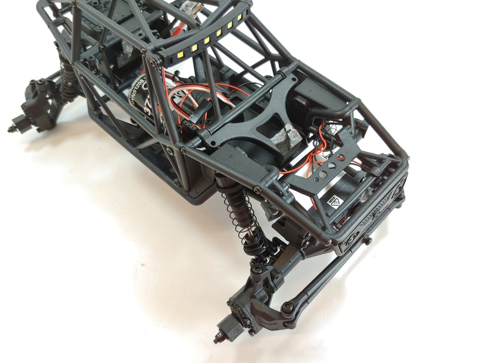 NEW Axial 1/18 UTB18 Capra 4WS 4X4 RTR Crawler Roller Slider w/ Servos ...