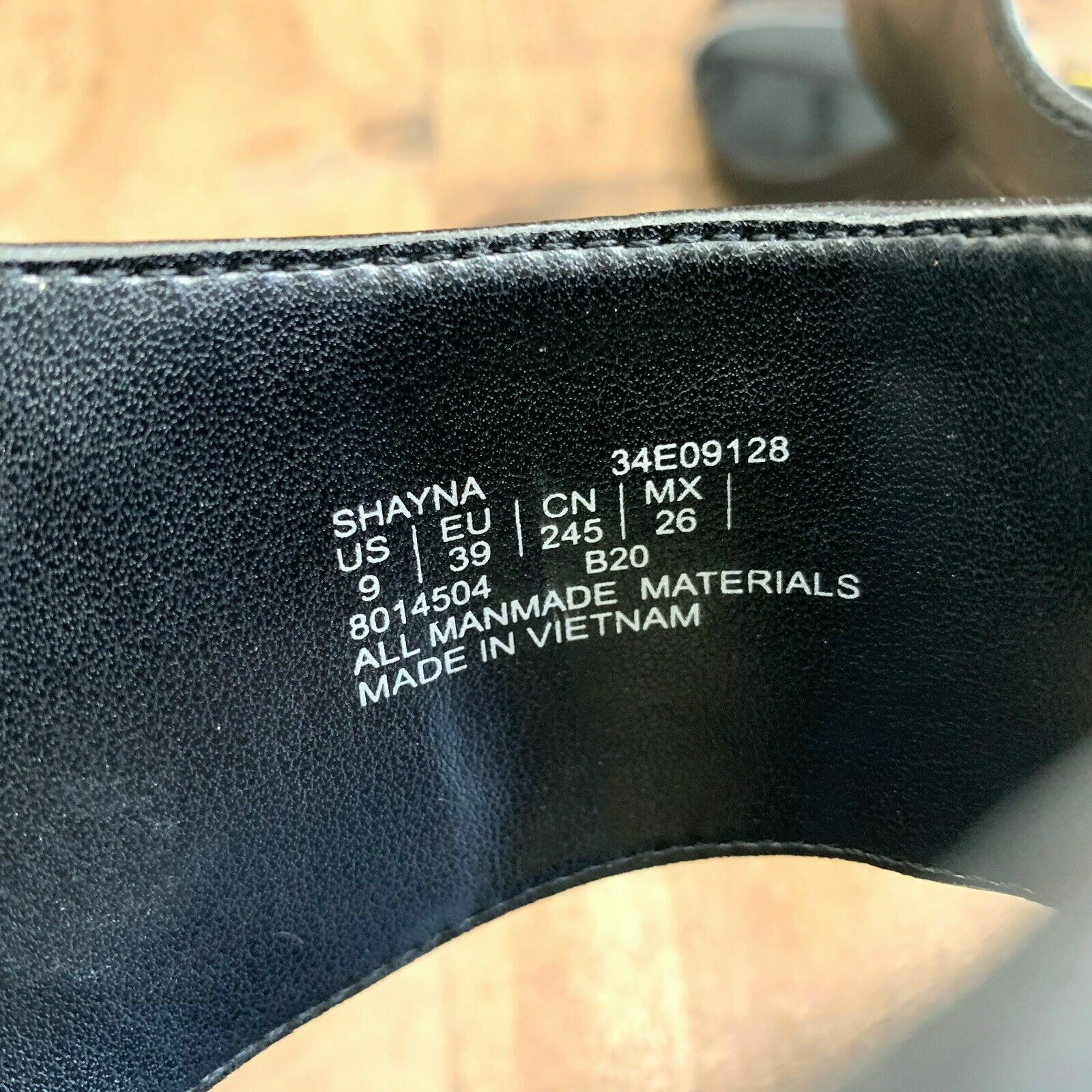 NEW Women’s Calvin Klein Shayna Black Slip On Snake Pattern Clear ...