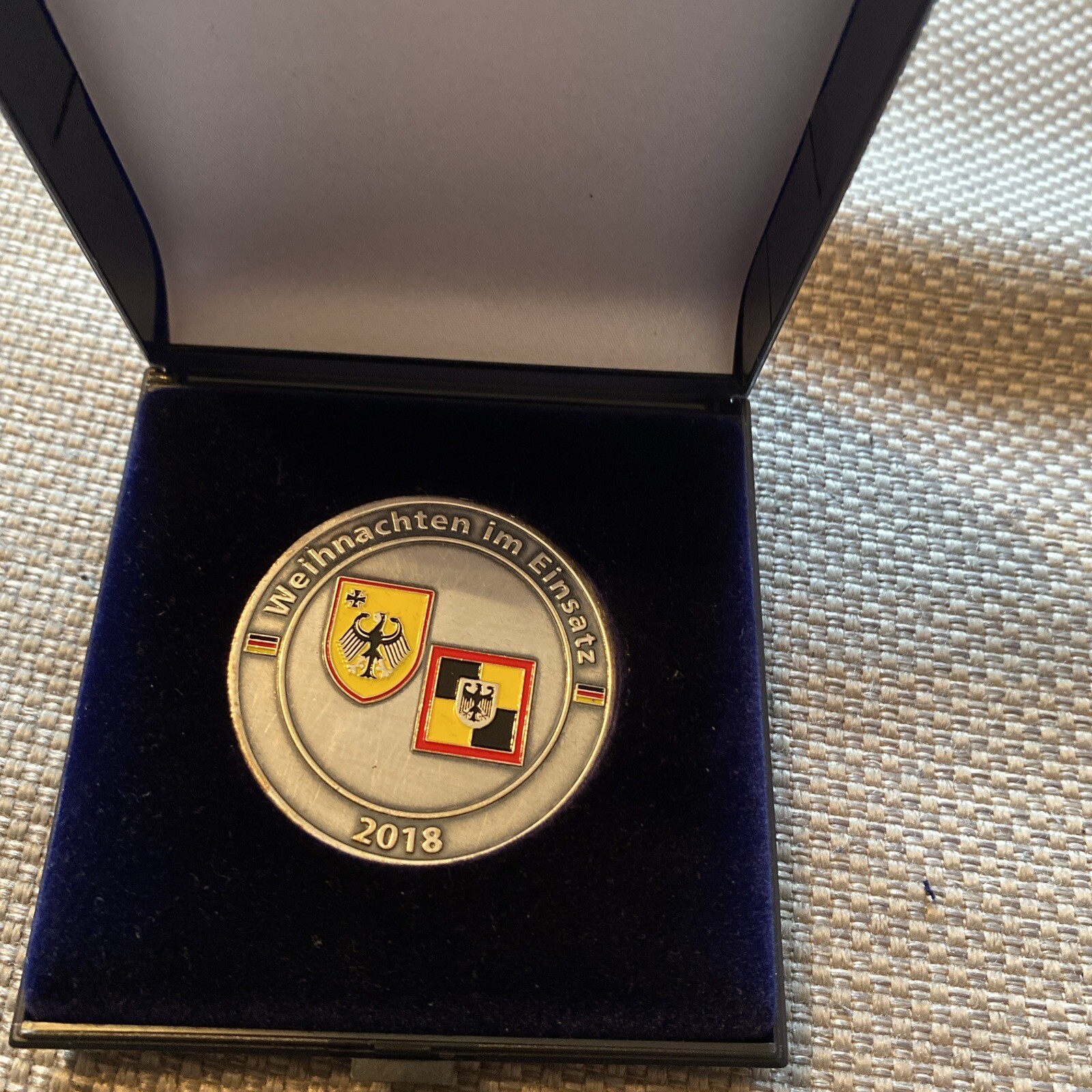 ISAF Orden Einsatz Coin der Bundeswehr Weihnachten Im Einsatz 2018 Mit ...