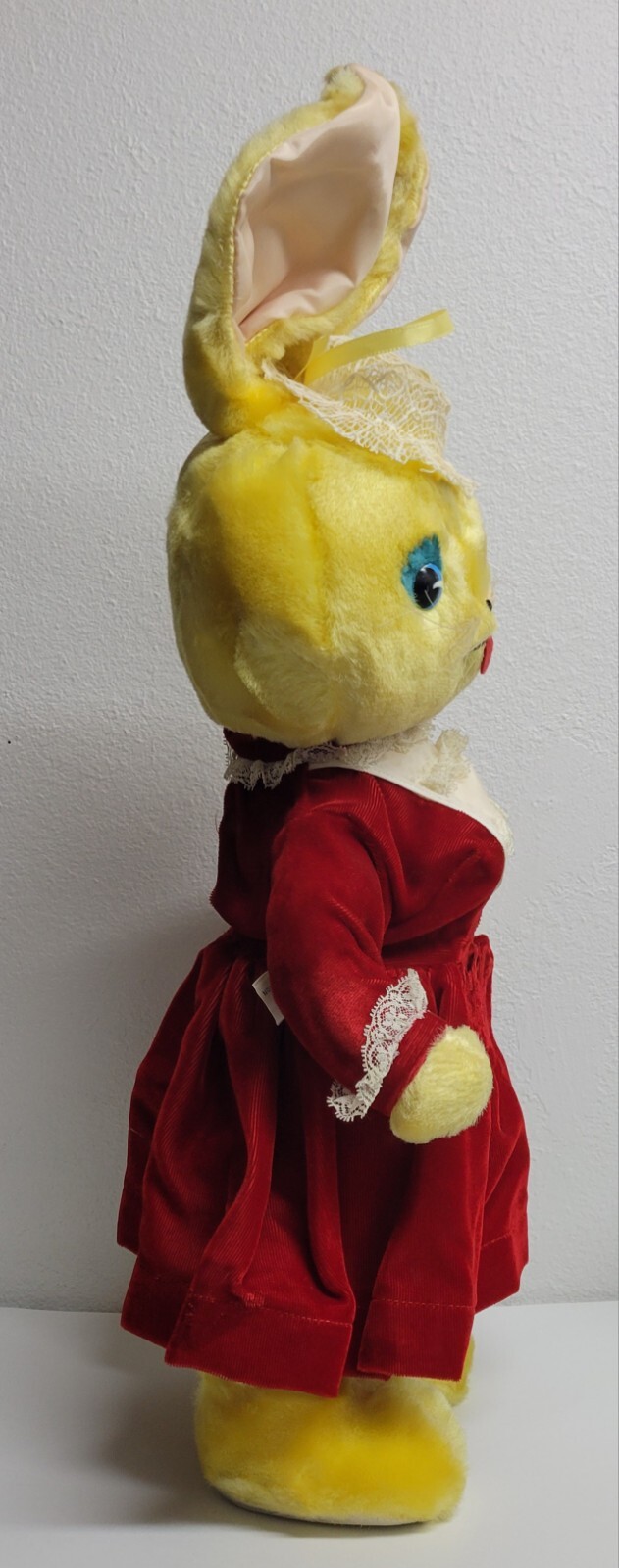 Vintage Gund Creation Plush Mrs. Bunny Rabbit Store Display ...