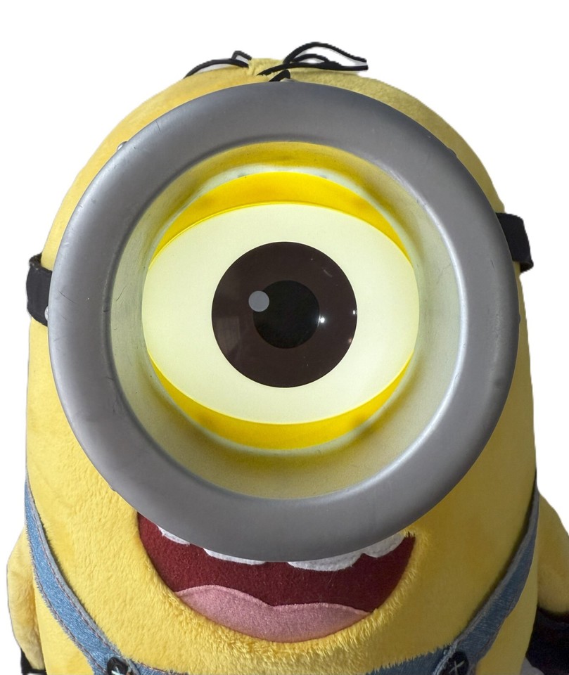 Thinkway Toys DESPICABLE ME Plush Stuart TALKING Minion Light UP 17 ...